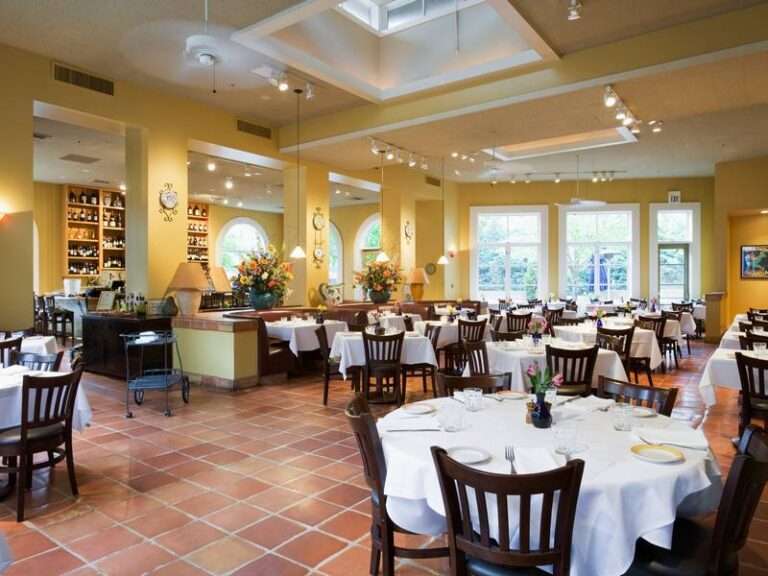 What Makes a Restaurant Near Me Stand Out? La Marsa